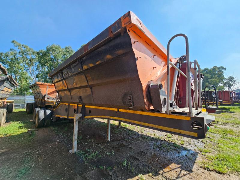 Buy New Trailers | Pomona Trucks Sales