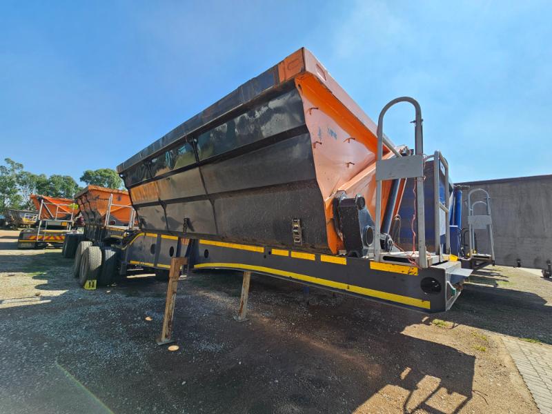 Buy New Trailers | Pomona Trucks Sales